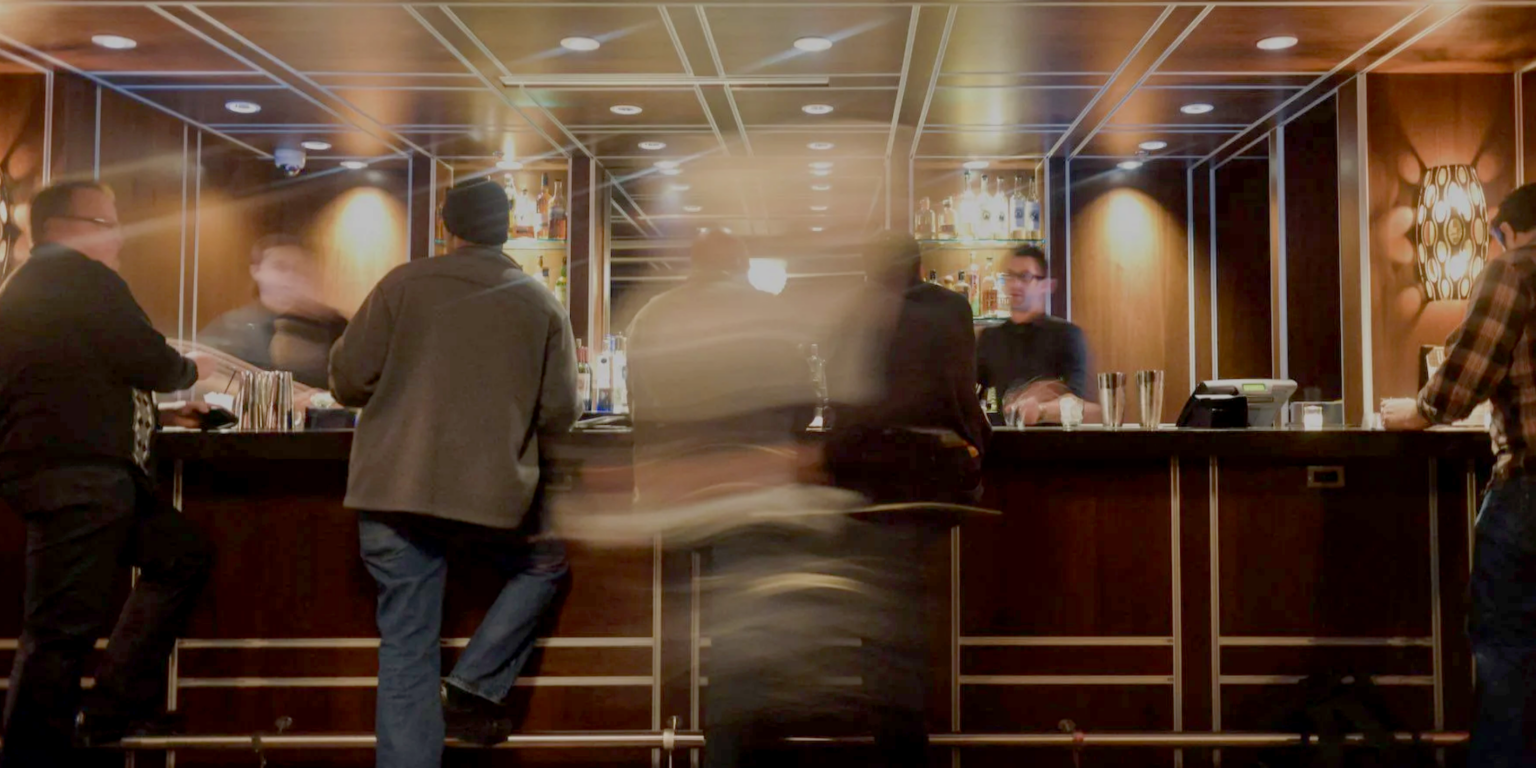 5 Hotel Tech Trends Revolutionizing Hospitality in 2025