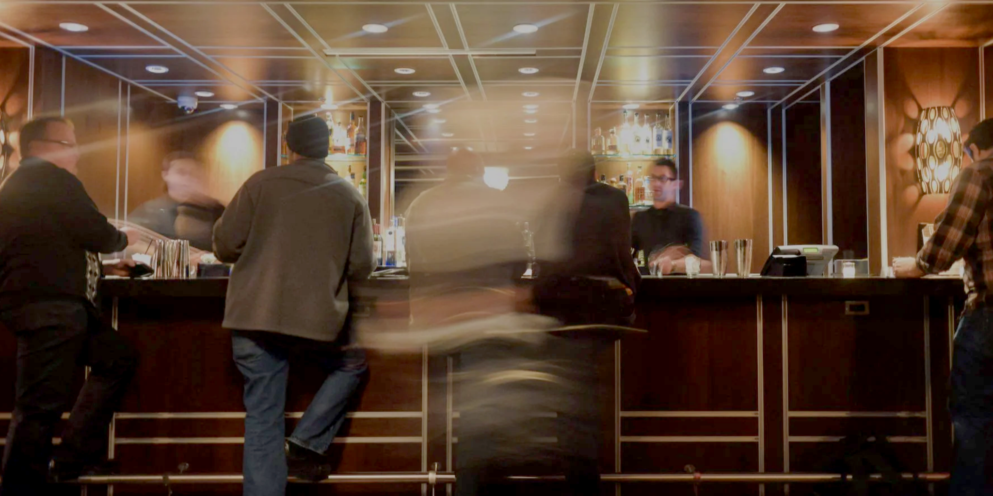 5 Hotel Tech Trends Revolutionizing Hospitality in 2025